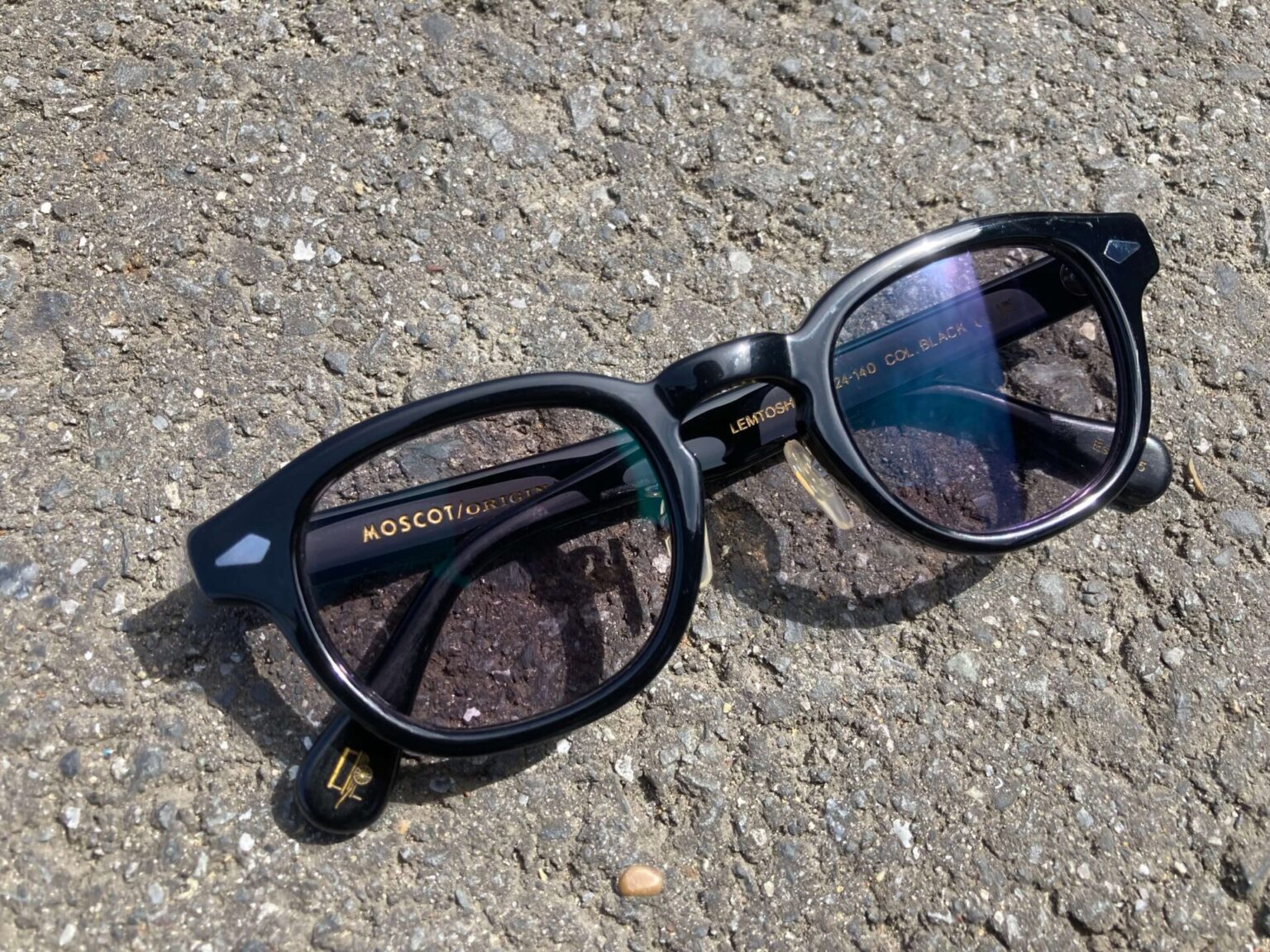 【金子眼鏡】【MOSCOT】強度近視ミニマリストのアイウェアとメガネの選び方について。 | MAKULOG