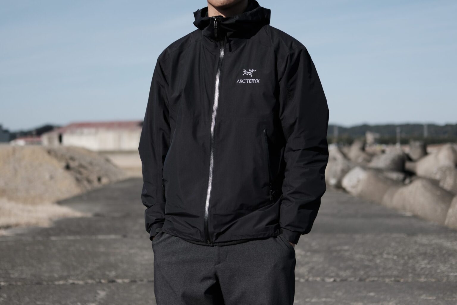 【mont-bell EXライト サーマラップ ジャケット】レビュー。普段使いにも優秀な万能インサレーション | MAKULOG